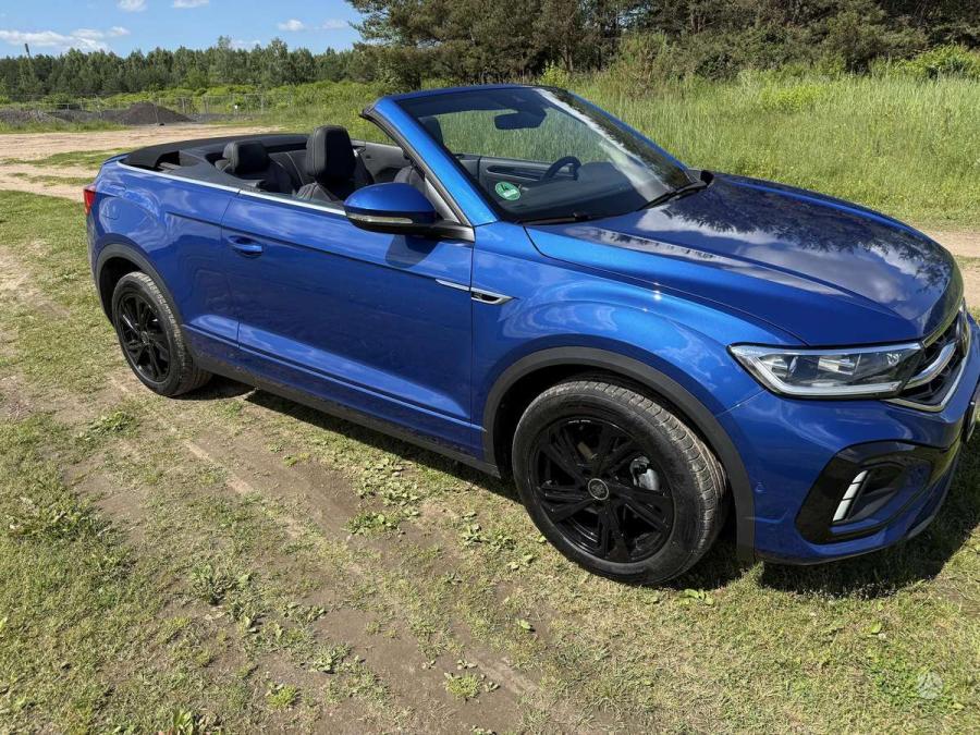 Zils Volkswagen T-Roc 2025 Viļņa, ar dzinēja tilpumu 1.50 L un nobraukumu 21 tūkst. km par 32200 €, foto 26 vietnē AUTOMOTO.COM.LV