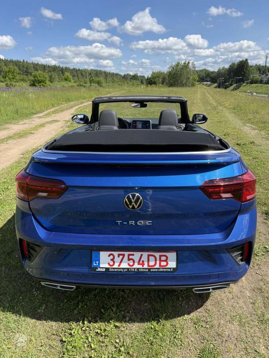 Zils Volkswagen T-Roc 2025 Viļņa, ar dzinēja tilpumu 1.50 L un nobraukumu 21 tūkst. km par 32200 €, foto 29 vietnē AUTOMOTO.COM.LV