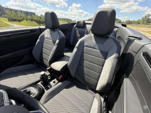Zils Volkswagen T-Roc 2025 Viļņa, ar dzinēja tilpumu 1.50 L un nobraukumu 21 tūkst. km par 32200 €, foto 33 vietnē AUTOMOTO.COM.LV