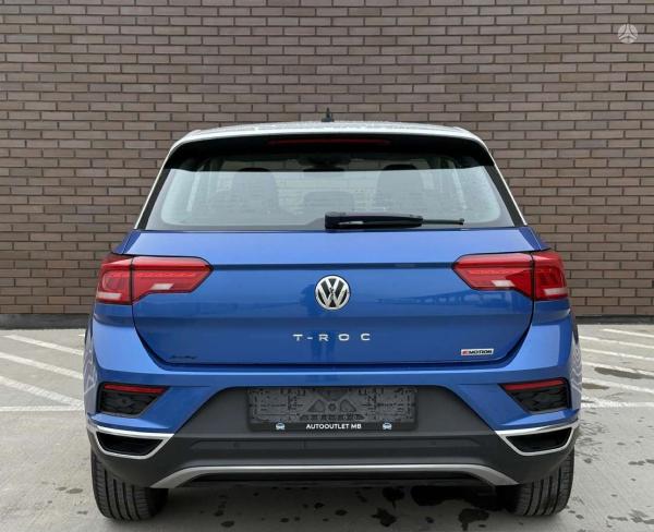 Zils Volkswagen T-Roc 2017 Viļņa, ar dzinēja tilpumu 1.97 L un nobraukumu 218 tūkst. km par 14990 €, foto 11 vietnē AUTOMOTO.COM.LV