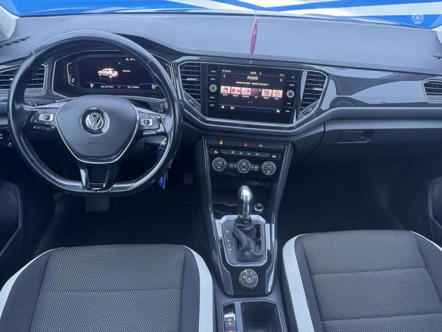 Blue Volkswagen T-Roc 2018 in Kaunas, with an engine capacity of 1.97 L and mileage of 210 thousand km for 15450 €, photo 8 on AUTOMOTO.COM.LV