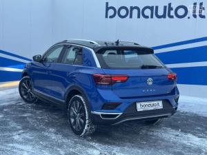 Blue Volkswagen T-Roc 2018 in Kaunas, with an engine capacity of 2.00 L and mileage of 210 thousand km for 15450 €, photo 3 on AUTOMOTO.COM.LV
