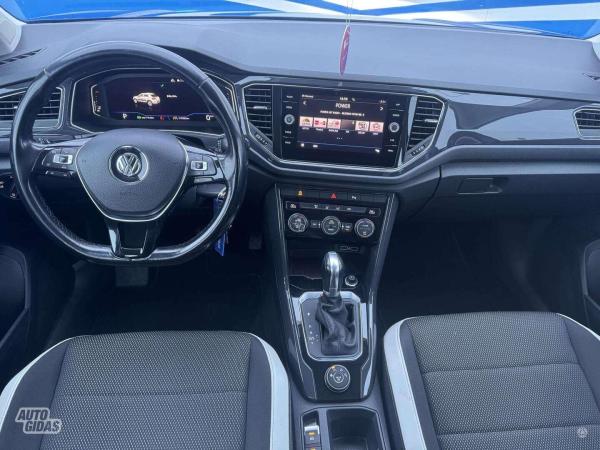 Zils Volkswagen T-Roc 2018 Kauņa, ar dzinēja tilpumu 2.00 L un nobraukumu 210 tūkst. km par 15450 €, foto 6 vietnē AUTOMOTO.COM.LV