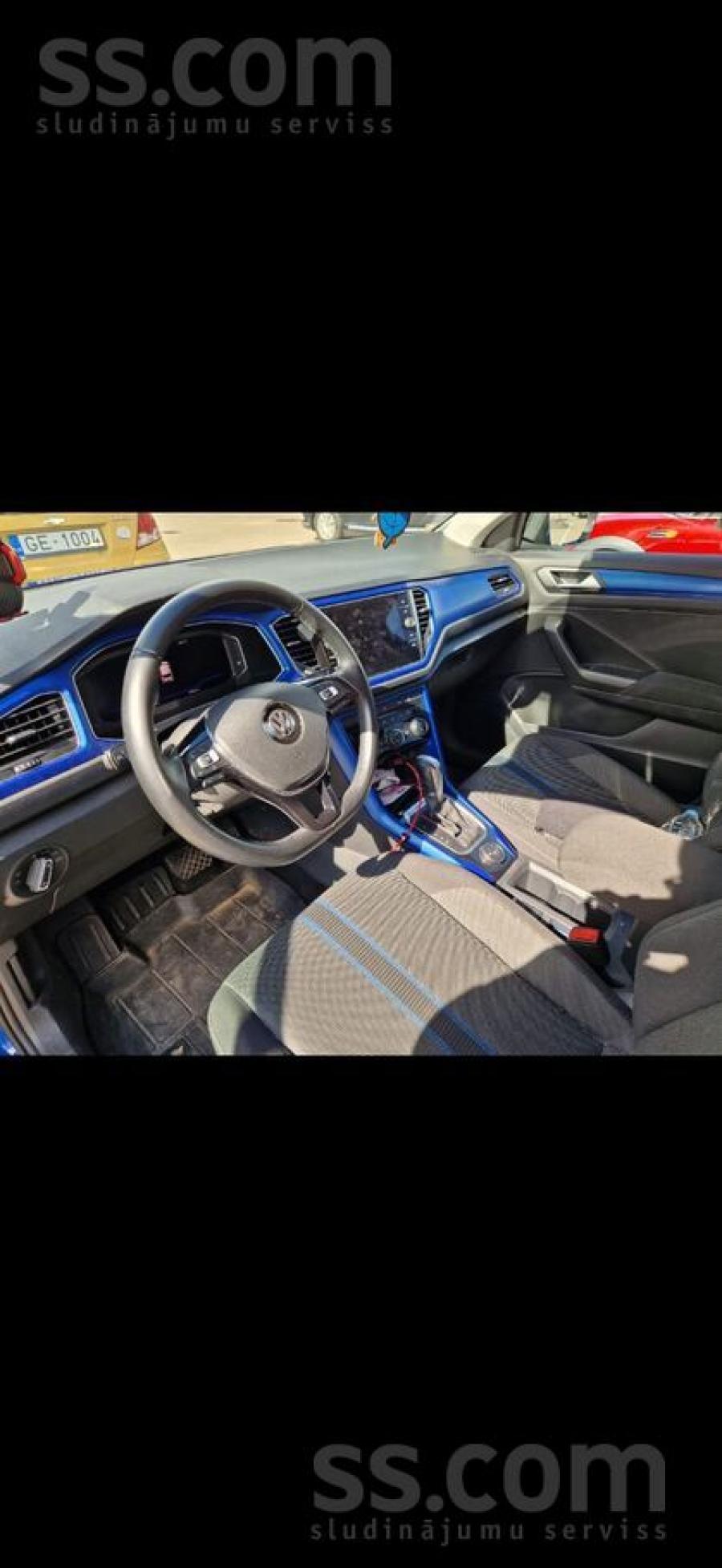 Zils Volkswagen T-Roc 2018 Rīga, ar dzinēja tilpumu 2.00 L un nobraukumu 109 tūkst. km par 16700 €, foto 5 vietnē AUTOMOTO.COM.LV