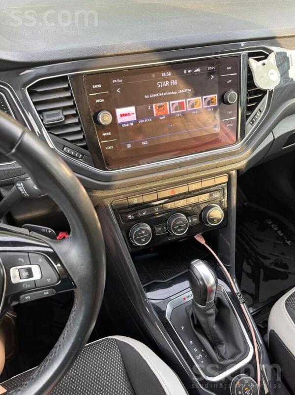 Zils Volkswagen T-Roc 2018 Rīga, ar dzinēja tilpumu 2.00 L un nobraukumu 135 tūkst. km par 15555 €, foto 6 vietnē AUTOMOTO.COM.LV