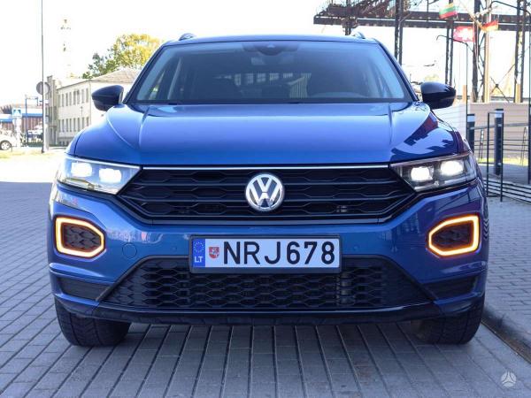 Zils Volkswagen T-Roc 2018 Klaipėda, ar dzinēja tilpumu 1.50 L un nobraukumu 179 tūkst. km par 15200 €, foto 7 vietnē AUTOMOTO.COM.LV