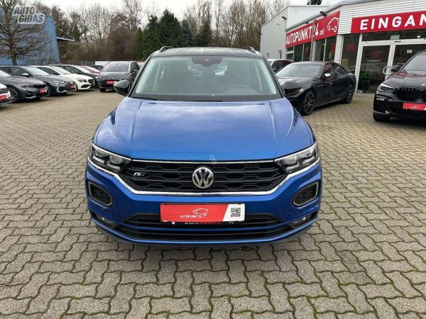 Blue Volkswagen T-Roc 2019 in Kaunas, with an engine capacity of 1.50 L and mileage of 72 thousand km for 23420 €, photo 5 on AUTOMOTO.COM.LV