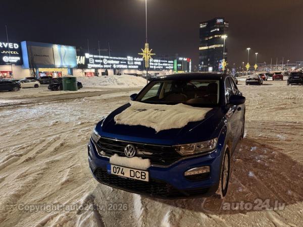 Zils Volkswagen T-Roc 2019 Tallina, ar dzinēja tilpumu 1.00 L un nobraukumu 76 tūkst. km par 15000 €, foto 3 vietnē AUTOMOTO.COM.LV
