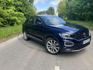 Zils Volkswagen T-Roc 2019 Kauņa, ar dzinēja tilpumu 1.97 L un nobraukumu 175 tūkst. km par 17900 €, foto  vietnē AUTOMOTO.COM.LV