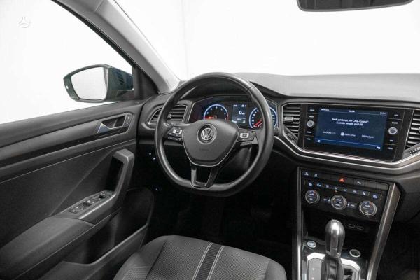 Zils Volkswagen T-Roc 2019 Viļņa, ar dzinēja tilpumu 1.50 L un nobraukumu 130 tūkst. km par 17950 €, foto 10 vietnē AUTOMOTO.COM.LV