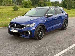 Zils Volkswagen T-Roc 2020 Rīga, ar dzinēja tilpumu 2.00 L un nobraukumu 95 tūkst. km par 25900 €, foto  vietnē AUTOMOTO.COM.LV