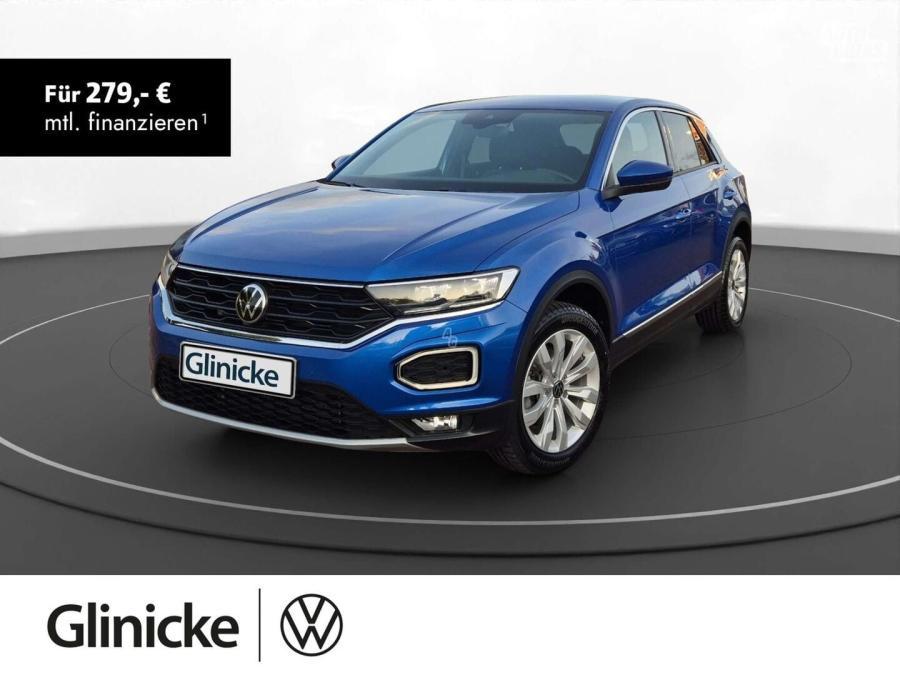 Blue Volkswagen T-Roc 2021 in Kaunas, with an engine capacity of 1.50 L and mileage of 38 thousand km for 25857 €, photo 1 on AUTOMOTO.COM.LV