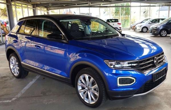 Zils Volkswagen T-Roc 2021 Kauņa, ar dzinēja tilpumu 1.50 L un nobraukumu 45 tūkst. km par 26925 €, foto 3 vietnē AUTOMOTO.COM.LV