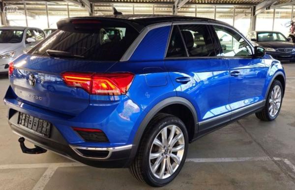 Zils Volkswagen T-Roc 2021 Kauņa, ar dzinēja tilpumu 1.50 L un nobraukumu 45 tūkst. km par 26925 €, foto 7 vietnē AUTOMOTO.COM.LV