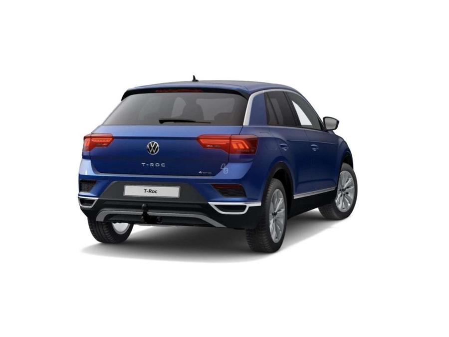 Blue Volkswagen T-Roc 2021 in Kaunas, with an engine capacity of 2.00 L and mileage of 70 thousand km for 28496 €, photo 2 on AUTOMOTO.COM.LV
