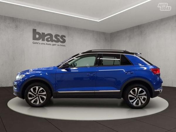Zils Volkswagen T-Roc 2021 Kauņa, ar dzinēja tilpumu 1.50 L un nobraukumu 25 tūkst. km par 25784 €, foto 2 vietnē AUTOMOTO.COM.LV