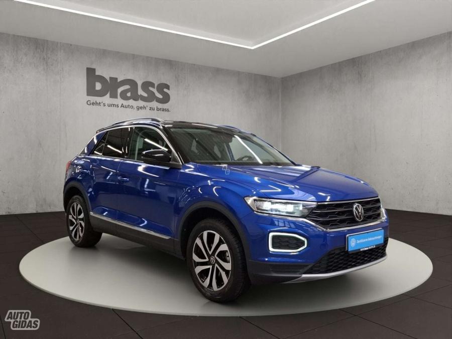 Zils Volkswagen T-Roc 2021 Kauņa, ar dzinēja tilpumu 1.50 L un nobraukumu 25 tūkst. km par 25784 €, foto 7 vietnē AUTOMOTO.COM.LV