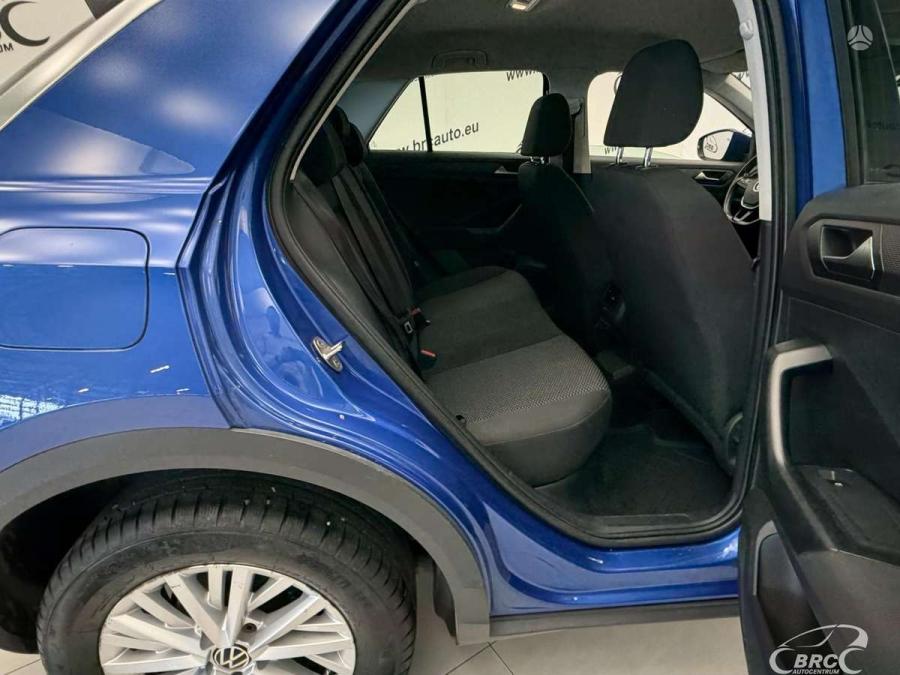 Blue Volkswagen T-Roc 2021 in Vilnius, with an engine capacity of 1.50 L and mileage of 183 thousand km for 12500 €, photo 11 on AUTOMOTO.COM.LV