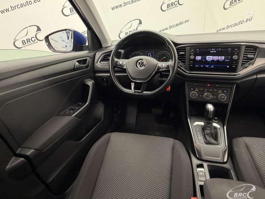 Blue Volkswagen T-Roc 2021 in Vilnius, with an engine capacity of 1.50 L and mileage of 183 thousand km for 12500 €, photo 15 on AUTOMOTO.COM.LV