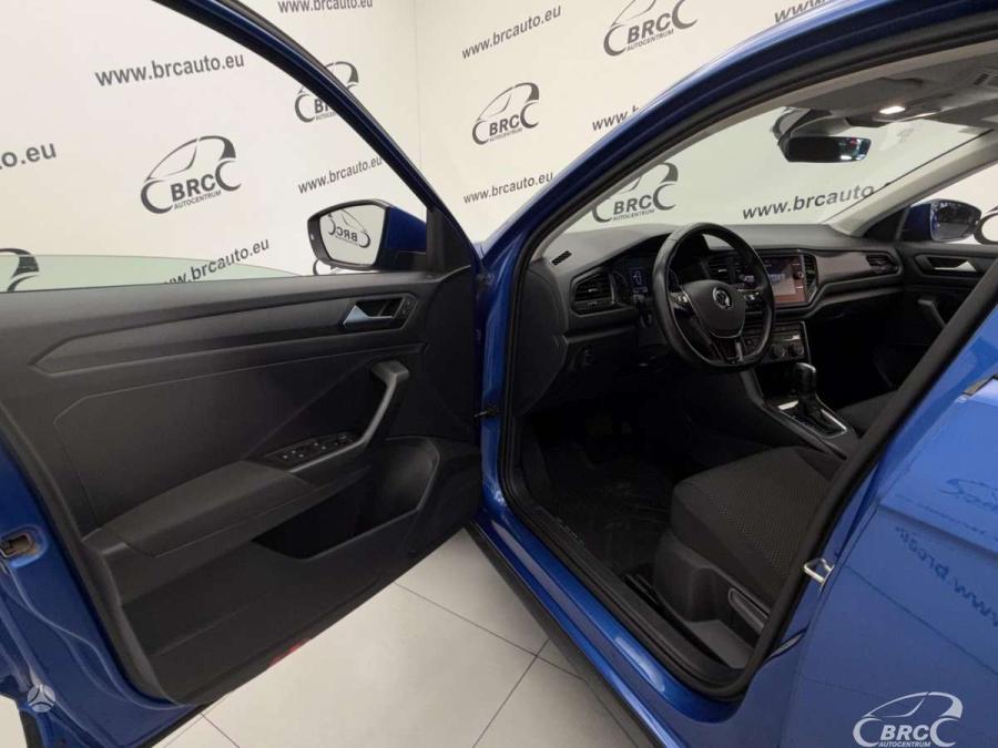 Blue Volkswagen T-Roc 2021 in Vilnius, with an engine capacity of 1.50 L and mileage of 183 thousand km for 12500 €, photo 20 on AUTOMOTO.COM.LV