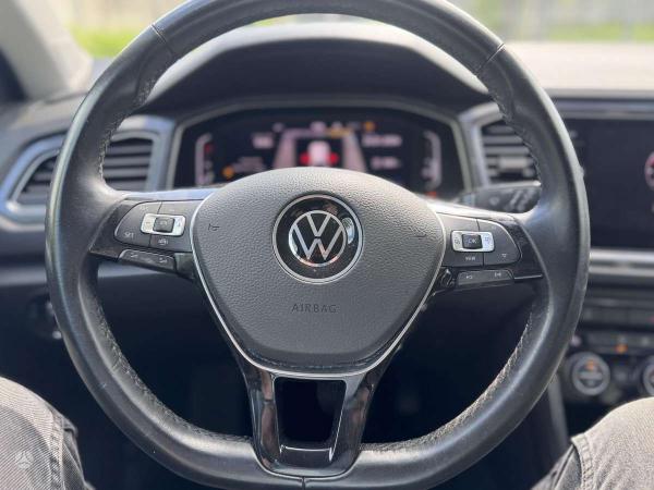 Zils Volkswagen T-Roc 2021 Kauņa, ar dzinēja tilpumu 1.97 L un nobraukumu 100 tūkst. km par 7900 €, foto 8 vietnē AUTOMOTO.COM.LV