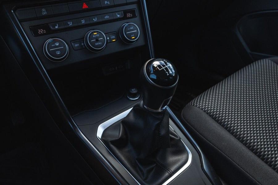 Синий Фольксваген Ти-Рок 2021 в Вентспилс, объемом двигателя 1.00 л и пробегом 52 тыс. км за 16600 €, фото 25 на AUTOMOTO.COM.LV