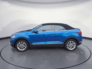 Blue Volkswagen T-Roc 2022 in Kaunas, with an engine capacity of 1.50 L and mileage of 23 thousand km for 30053 €, photo 3 on AUTOMOTO.COM.LV