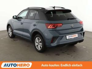 Blue Volkswagen T-Roc 2022 in Kaunas, with an engine capacity of 1.50 L and mileage of 35 thousand km for 28199 €, photo 4 on AUTOMOTO.COM.LV