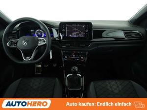 Blue Volkswagen T-Roc 2022 in Kaunas, with an engine capacity of 1.50 L and mileage of 35 thousand km for 28199 €, photo 12 on AUTOMOTO.COM.LV
