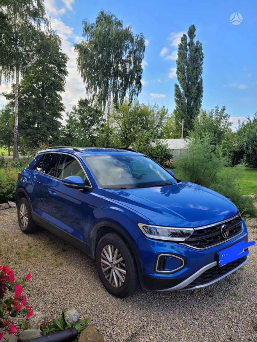 Zils Volkswagen T-Roc 2022 Pasvalys, ar dzinēja tilpumu 1.50 L un nobraukumu 50 tūkst. km par 22900 €, foto 9 vietnē AUTOMOTO.COM.LV