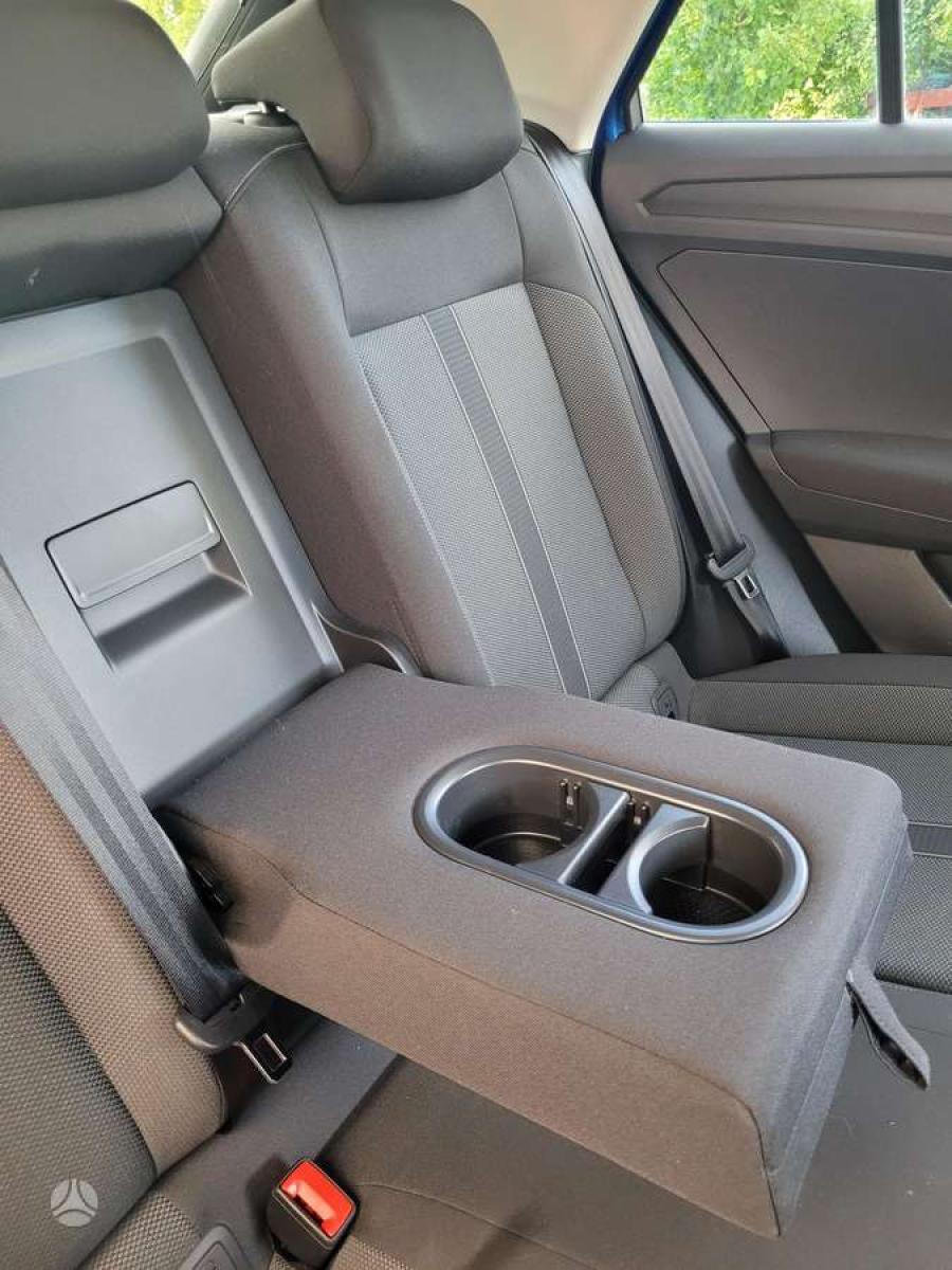 Zils Volkswagen T-Roc 2022 Pasvalys, ar dzinēja tilpumu 1.50 L un nobraukumu 50 tūkst. km par 22900 €, foto 15 vietnē AUTOMOTO.COM.LV