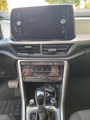 Zils Volkswagen T-Roc 2022 Pasvalys, ar dzinēja tilpumu 1.50 L un nobraukumu 50 tūkst. km par 22900 €, foto 17 vietnē AUTOMOTO.COM.LV