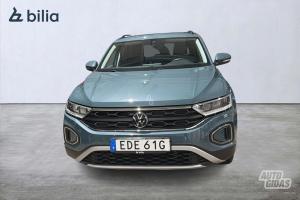 Blue Volkswagen T-Roc 2023 in Kaunas, with an engine capacity of 0.00 L and mileage of 22 thousand km for 28818 €, photo 5 on AUTOMOTO.COM.LV