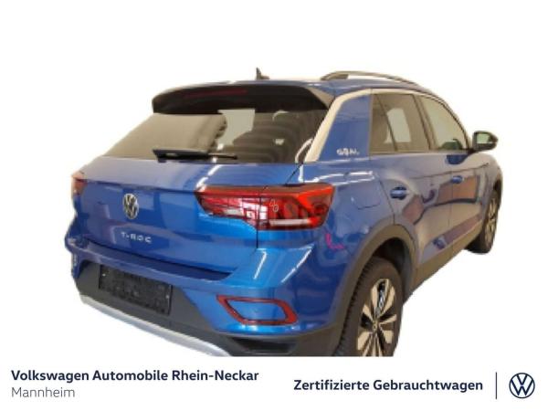 Zils Volkswagen T-Roc 2024 Kauņa, ar dzinēja tilpumu 1.50 L un nobraukumu 22 tūkst. km par 30068 €, foto 3 vietnē AUTOMOTO.COM.LV