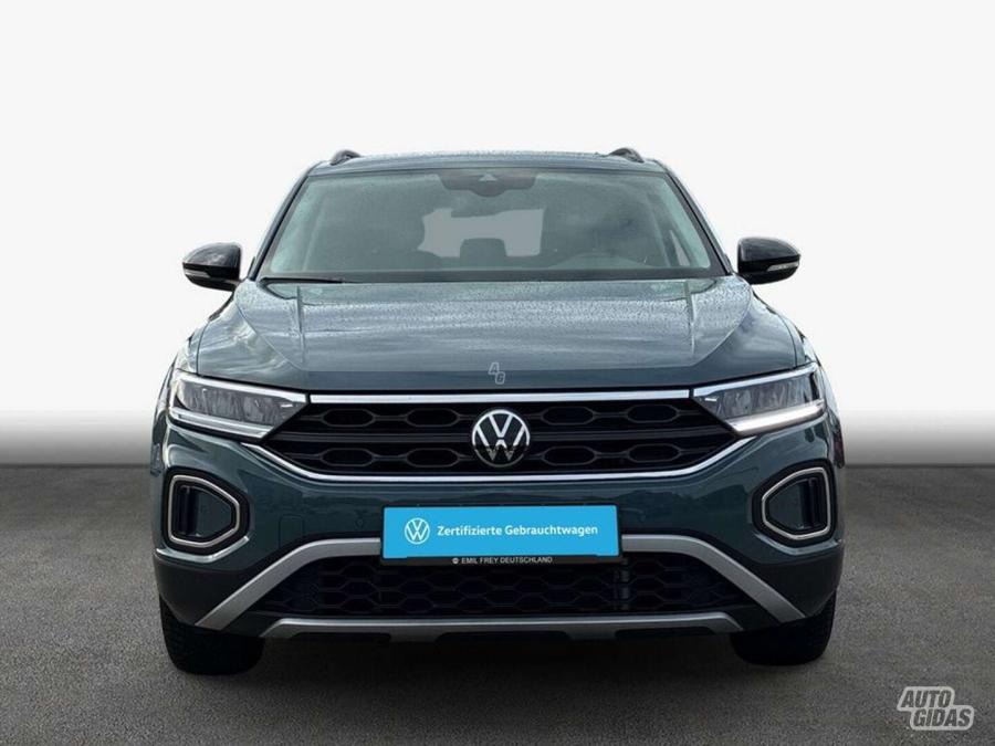 Zils Volkswagen T-Roc 2025 Kauņa, ar dzinēja tilpumu 1.00 L un nobraukumu 25 tūkst. km par 26402 €, foto 3 vietnē AUTOMOTO.COM.LV