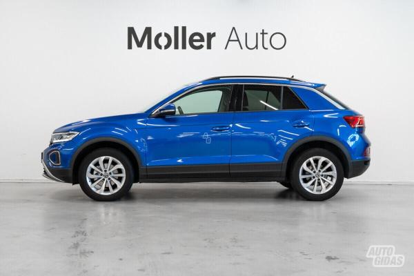 Zils Volkswagen T-Roc 2025 Viļņa, ar dzinēja tilpumu 1.50 L un nobraukumu 20 tūkst. km par 25990 €, foto 2 vietnē AUTOMOTO.COM.LV