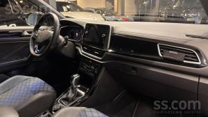 Zils Volkswagen T-Roc 2023 Rīga, ar dzinēja tilpumu 2.00 L un nobraukumu 43 tūkst. km par 29990 €, foto 12 vietnē AUTOMOTO.COM.LV