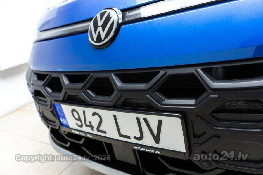 Blue Volkswagen T-Roc 2026 in Johvi, with an engine capacity of 1.50 L and mileage of 17 thousand km for 37550 €, photo 19 on AUTOMOTO.COM.LV