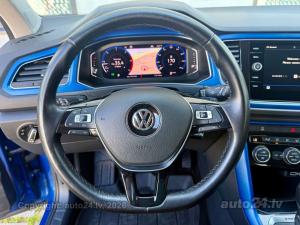 Zils Volkswagen T-Roc 2018 Tallina, ar dzinēja tilpumu 2.00 L un nobraukumu 112 tūkst. km par 17990 €, foto 16 vietnē AUTOMOTO.COM.LV