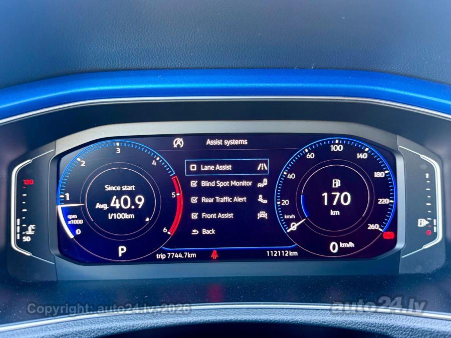 Zils Volkswagen T-Roc 2018 Tallina, ar dzinēja tilpumu 2.00 L un nobraukumu 112 tūkst. km par 17990 €, foto 18 vietnē AUTOMOTO.COM.LV