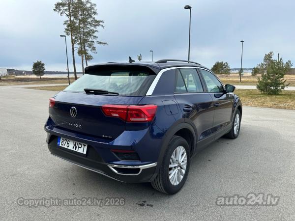 Zils Volkswagen T-Roc 2020 Rakvere, ar dzinēja tilpumu 2.00 L un nobraukumu 151 tūkst. km par 18300 €, foto 3 vietnē AUTOMOTO.COM.LV