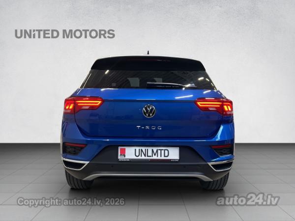 Zils Volkswagen T-Roc 2021 Tallina, ar dzinēja tilpumu 1.50 L un nobraukumu 79 tūkst. km par 19900 €, foto 6 vietnē AUTOMOTO.COM.LV