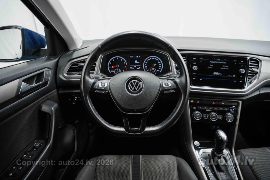 Zils Volkswagen T-Roc 2021 Tallina, ar dzinēja tilpumu 1.50 L un nobraukumu 76 tūkst. km par 21300 €, foto 11 vietnē AUTOMOTO.COM.LV
