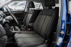 Zils Volkswagen T-Roc 2021 Tallina, ar dzinēja tilpumu 1.50 L un nobraukumu 76 tūkst. km par 21300 €, foto 15 vietnē AUTOMOTO.COM.LV