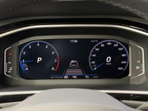 Zils Volkswagen T-Roc 2023 Pērnava, ar dzinēja tilpumu 1.50 L un nobraukumu 27 tūkst. km par 27900 €, foto 16 vietnē AUTOMOTO.COM.LV