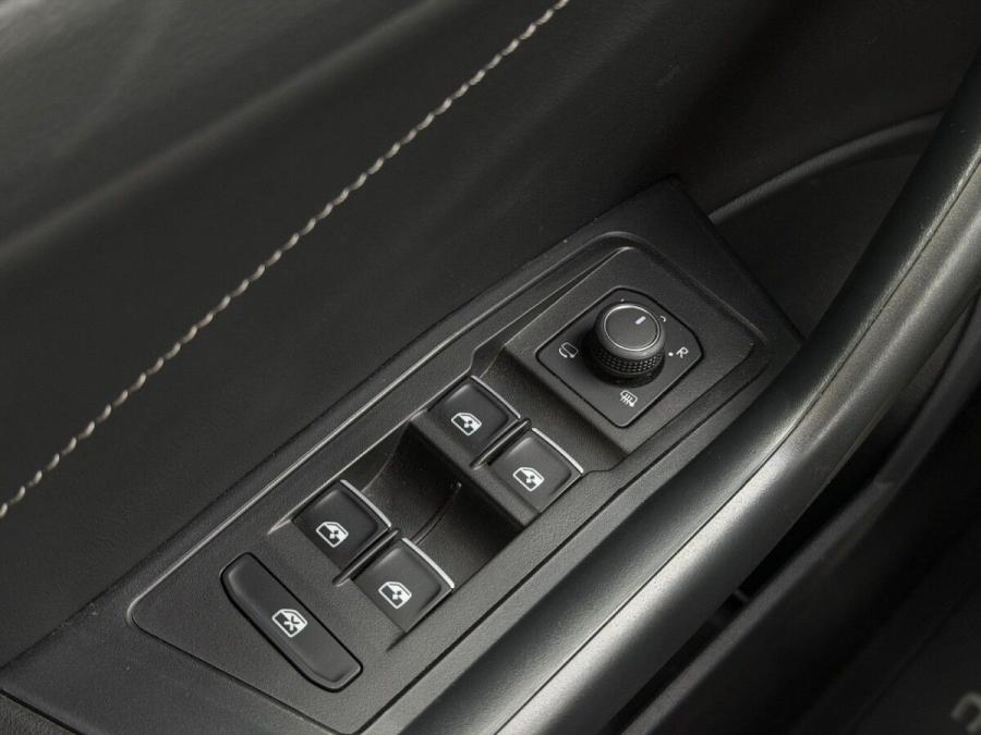 Zils Volkswagen T-Roc 2023 Pērnava, ar dzinēja tilpumu 1.50 L un nobraukumu 27 tūkst. km par 27900 €, foto 20 vietnē AUTOMOTO.COM.LV