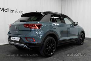 Blue Volkswagen T-Roc 2023 in Tallinn, with an engine capacity of 1.50 L and mileage of 40 thousand km for 26900 €, photo 6 on AUTOMOTO.COM.LV