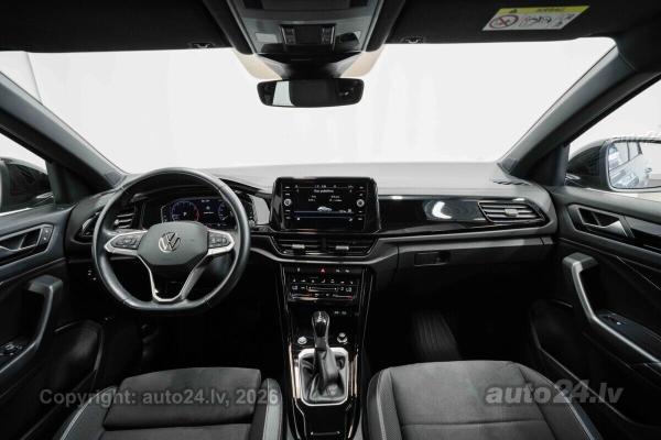 Zils Volkswagen T-Roc 2023 Tallina, ar dzinēja tilpumu 1.50 L un nobraukumu 40 tūkst. km par 26900 €, foto 9 vietnē AUTOMOTO.COM.LV