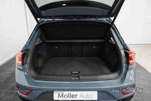 Blue Volkswagen T-Roc 2023 in Tallinn, with an engine capacity of 1.50 L and mileage of 40 thousand km for 26900 €, photo 16 on AUTOMOTO.COM.LV