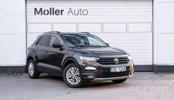 Brūns Volkswagen T-Roc 2018 Rīga, ar dzinēja tilpumu 1.50 L un nobraukumu 95 tūkst. km par 16500 €, foto 2 vietnē AUTOMOTO.COM.LV